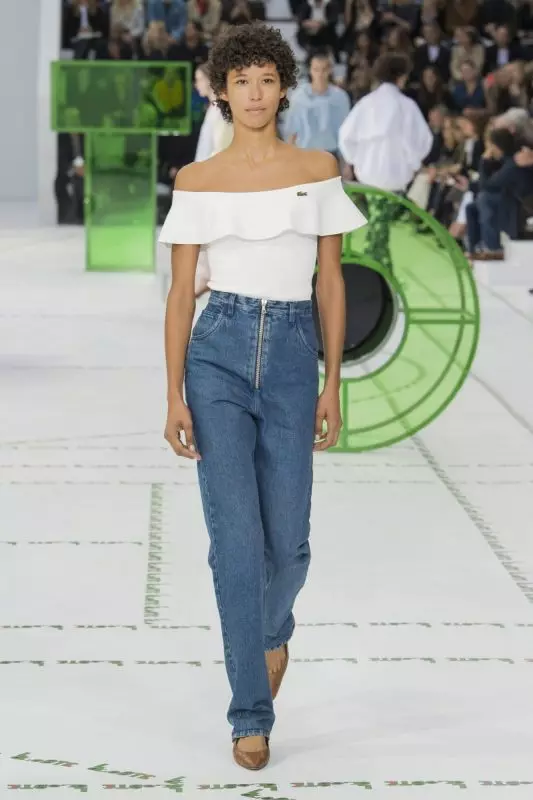 Nhật ký Tuần lễ Thời trang Paris, Ngày 3: Lacoste, Atelier Swarovski, Guy Laroche và Christophe Lemaire 16490_17