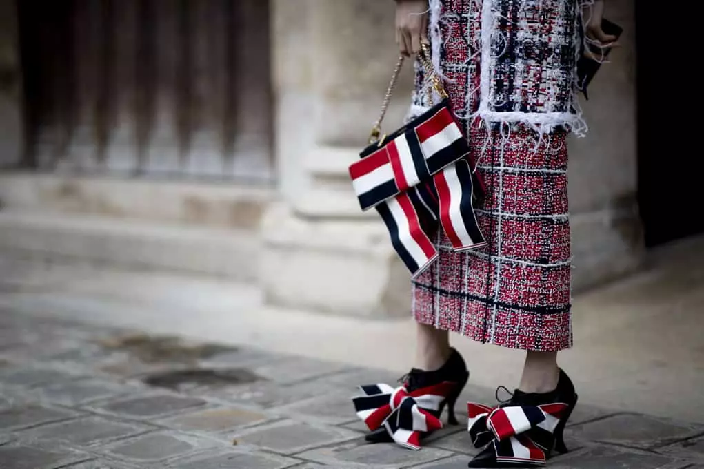 180 Pinaka-chicest Street Style Looks Mula sa Paris Fashion Week 16618_134