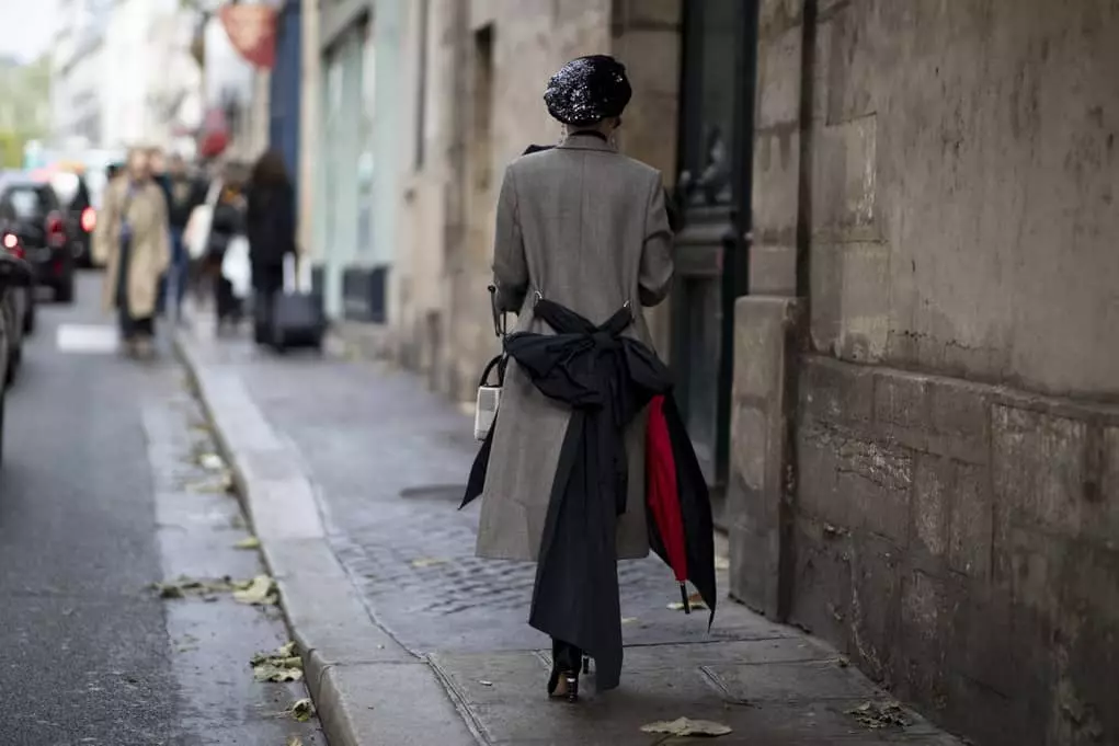180 самых шикарных образов в уличном стиле с Недели моды в Париже 16618_151