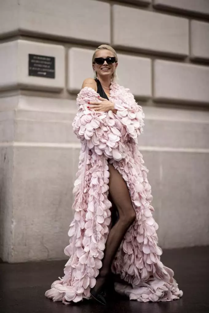180 schickste Streetstyle-Looks der Pariser Fashion Week 16618_153
