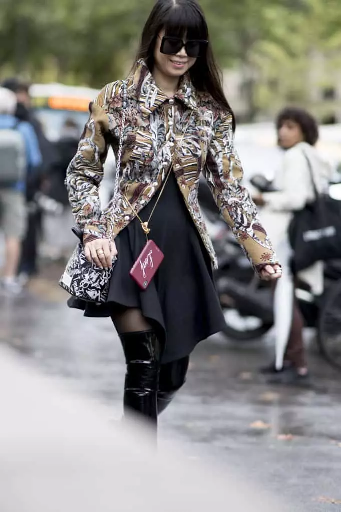180 looks street style les plus chics de la Fashion Week de Paris 16618_77