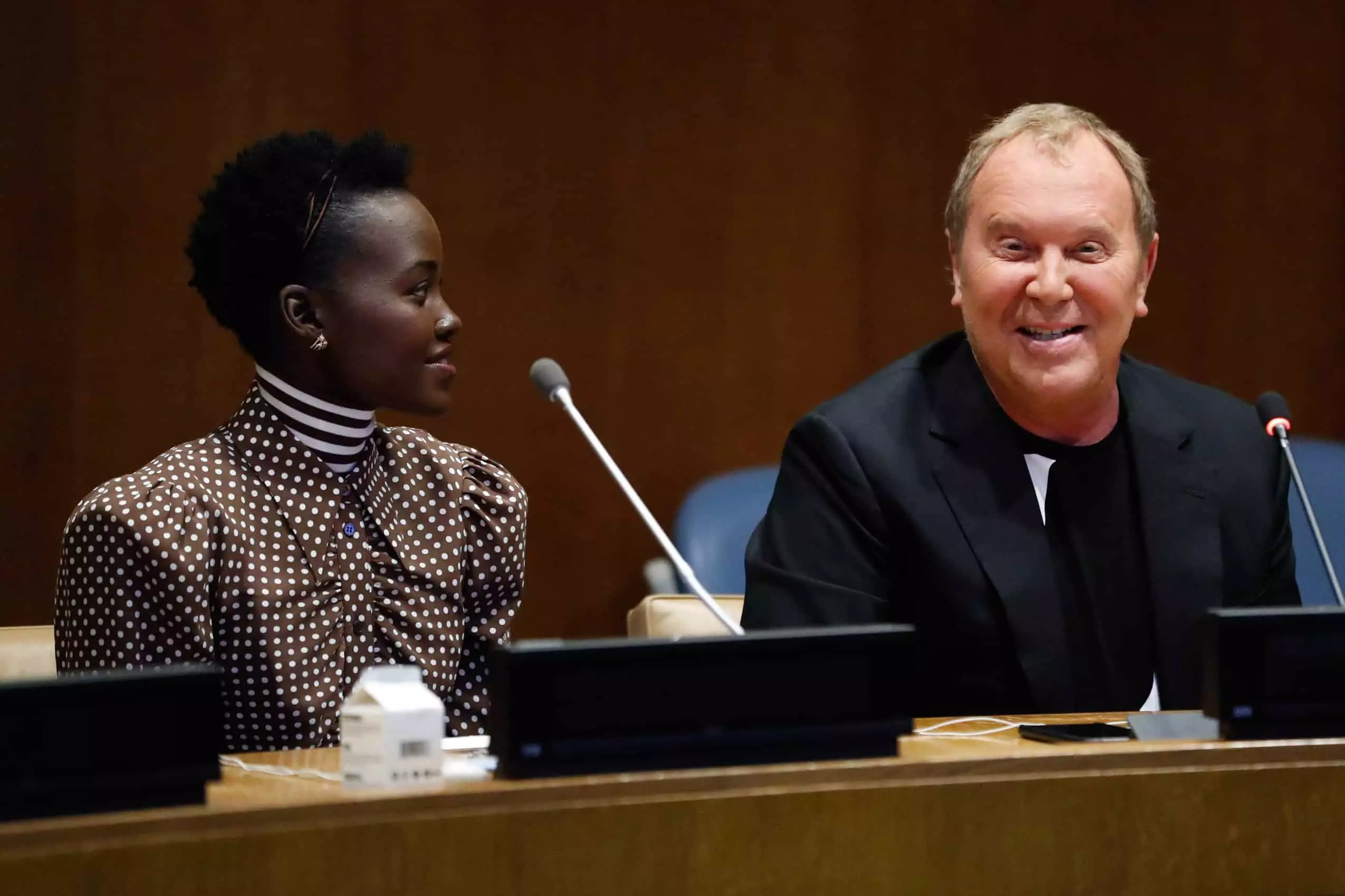 Michael Kors da Lupita Nyong'o Sun Kawo Kamfen Nasu Don Kawo Ƙarshen Yunwa Ga Majalisar Dinkin Duniya