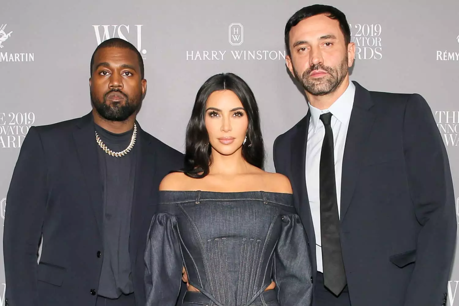 Kanye West kaj Kim Kardashian Donis Koran "Dankon" al Riccardo Tisci