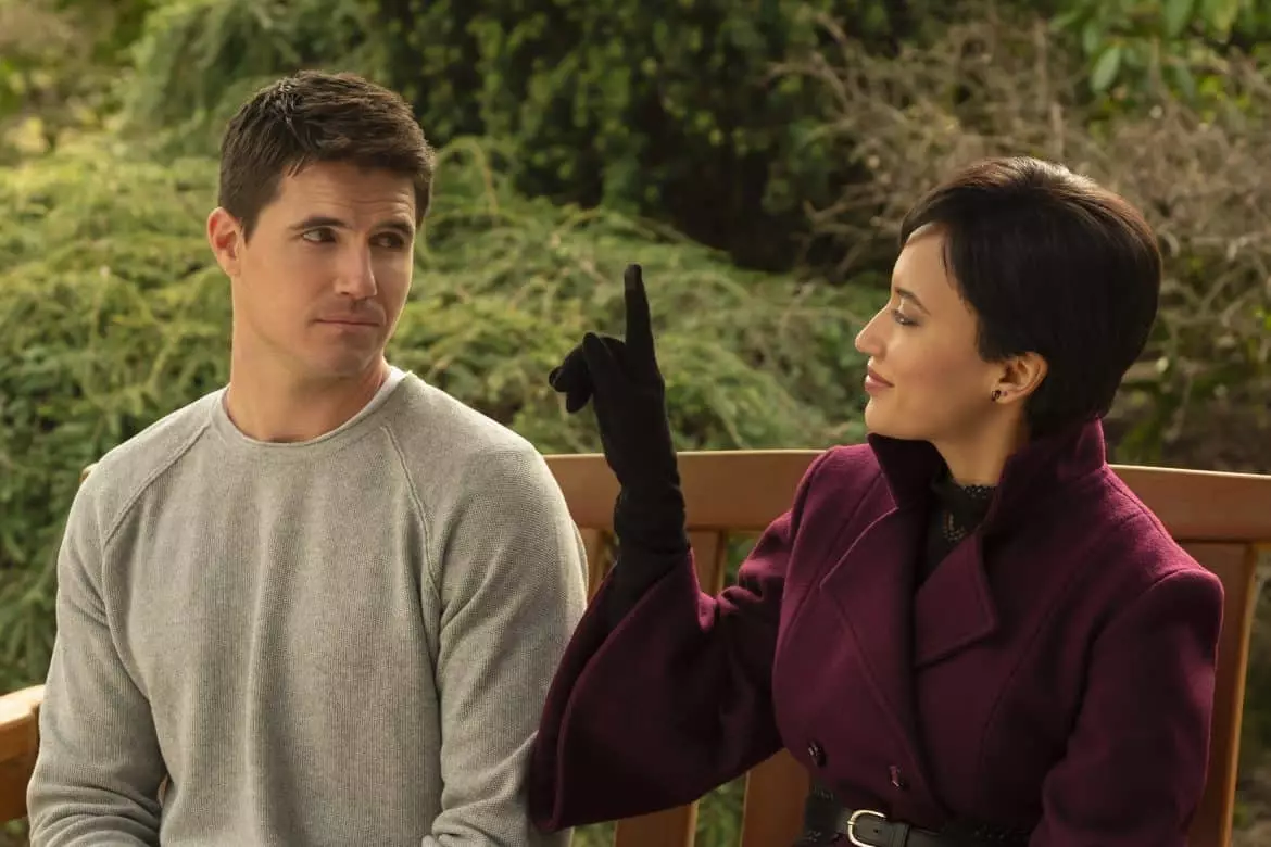 Robbie Amell i Andy Allo de Upload es classifiquen a les cases de Hogwarts 1701_1