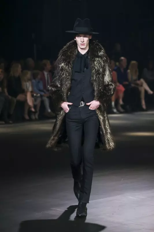 Saint Laurent Осень / Зима 2016 17066_56