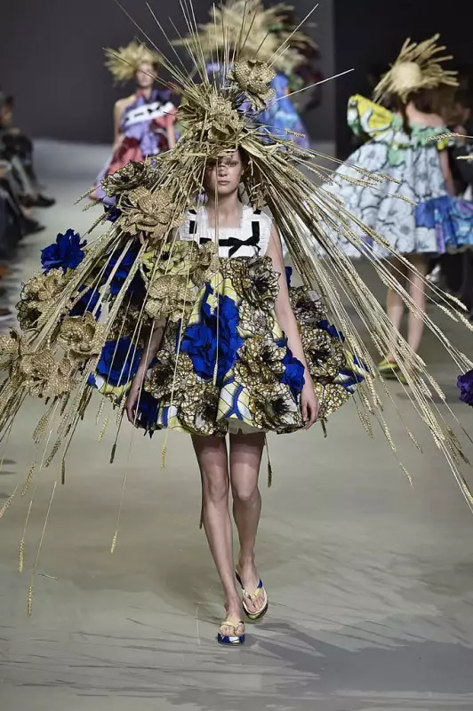 Gwanwyn Viktor & Rolf Couture 2015 17278_18