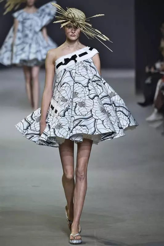 Viktor & Rolf Couture Spring 2015 17278_2