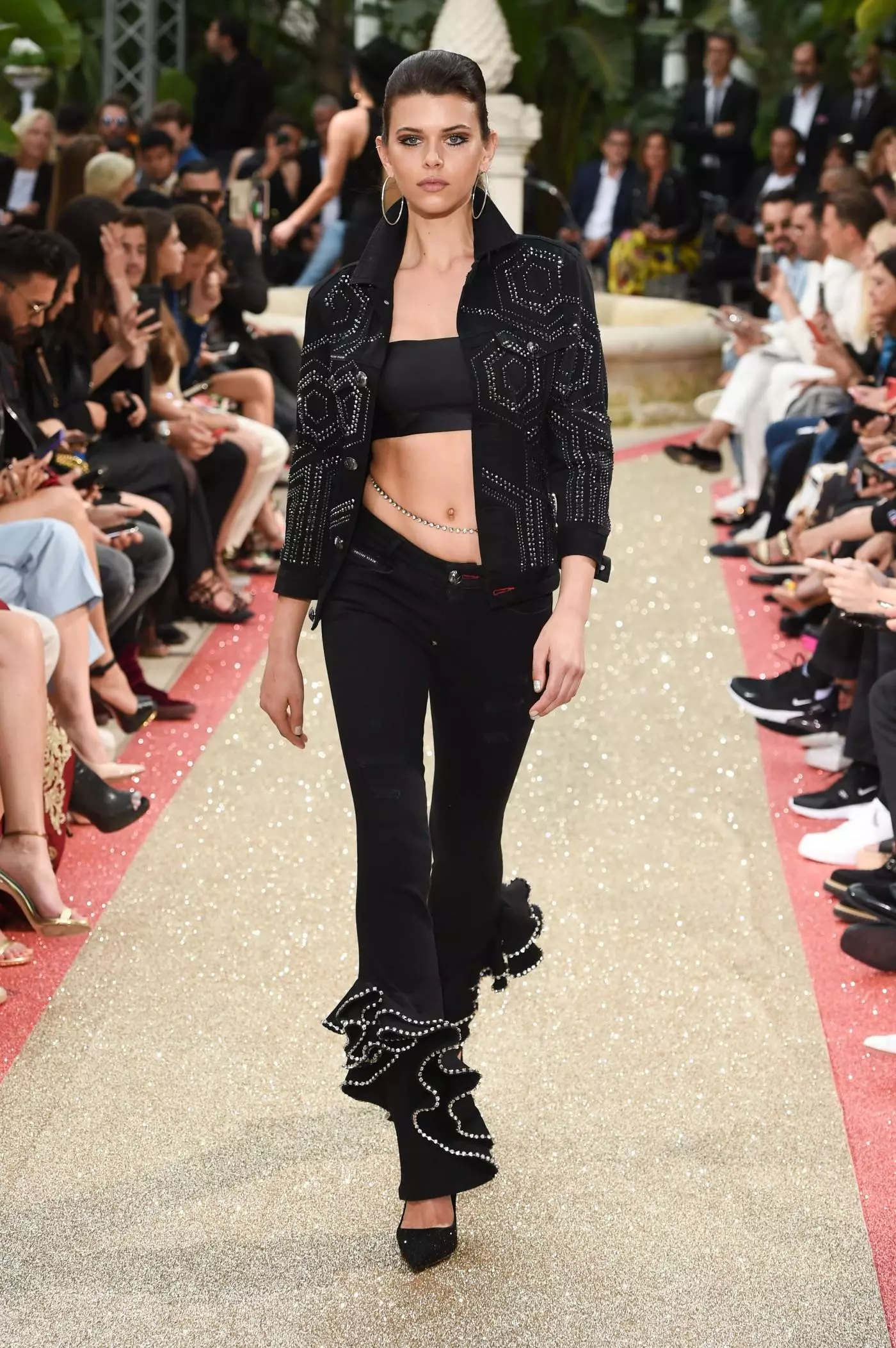 Philipp Plein Stadji Raucous Resort Fashion Show f'Cannes Estate 17808_19