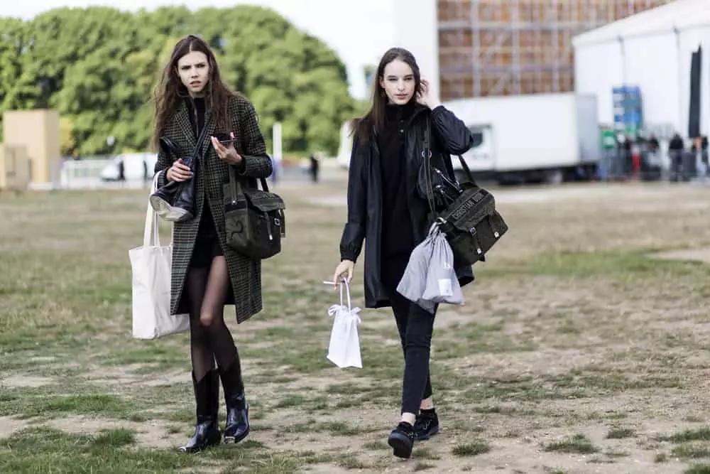 Yese Yakanakisa Street Style Pics Kubva kuParis Fashion Week 18062_87