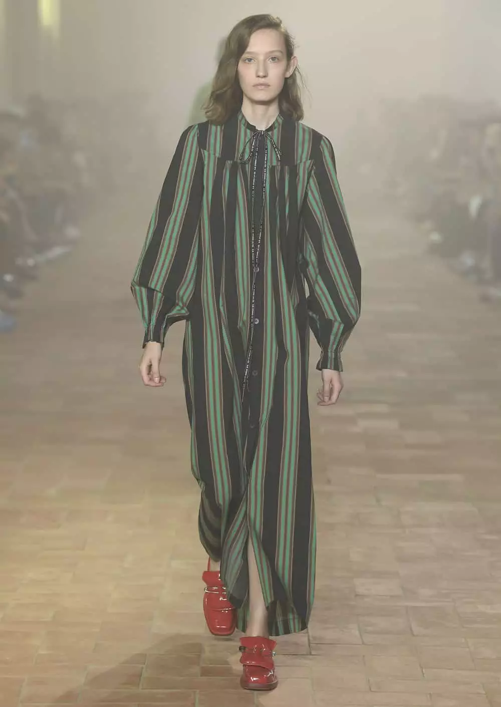 Kenzo Creative Directors Exit, Sterling Ruby Makes his fashion debut 18080_9