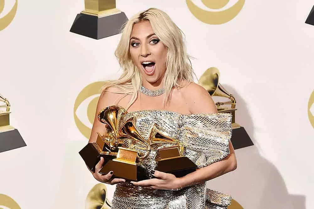 De stora vinnarna från 2019 Grammy Awards, NYFW dag 4 18082_1