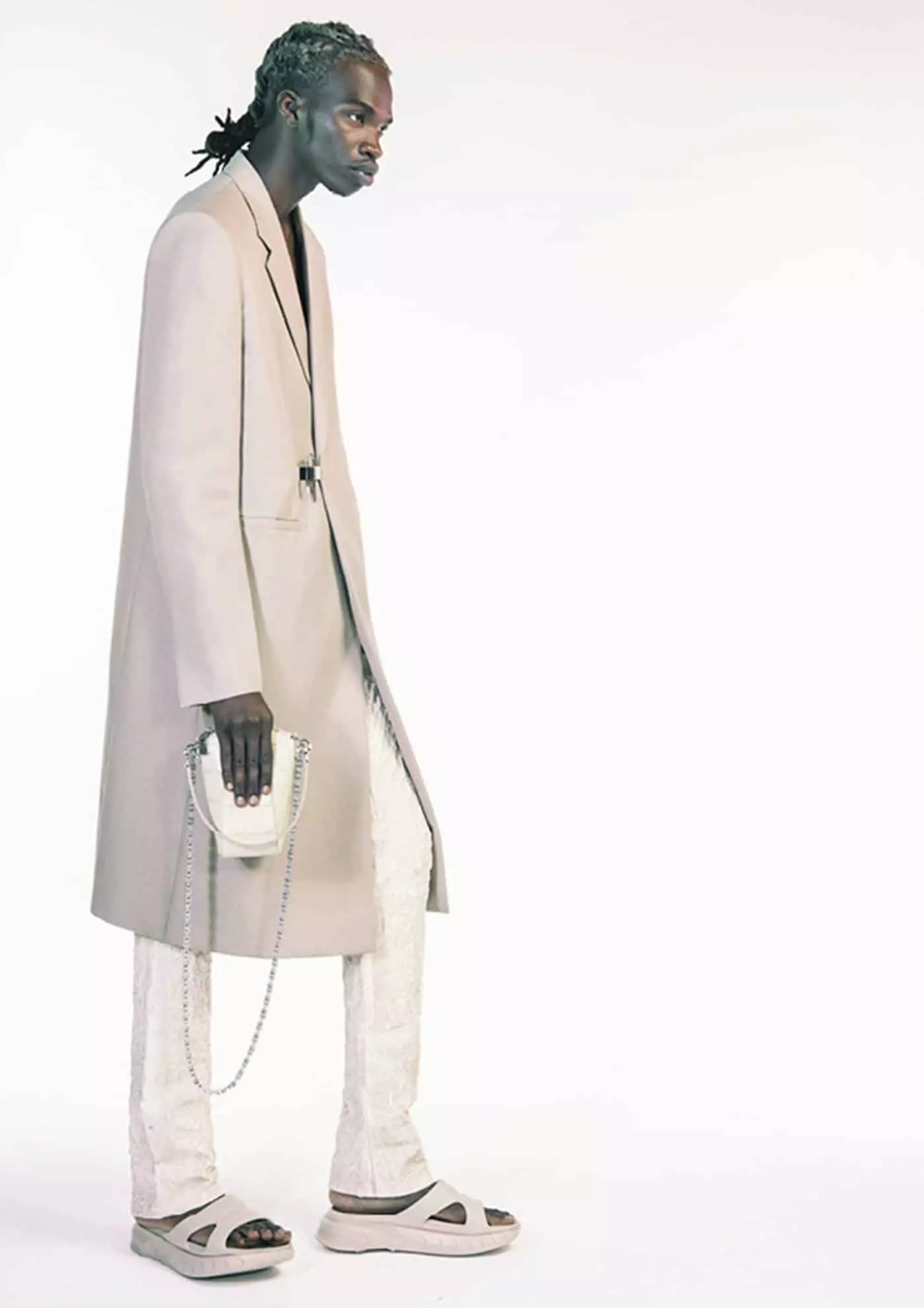 ICYMI! Paris Fashion Week Catchup: RIP Kenzo, Iyo New Givenchy, uye Zvimwe 18326_33