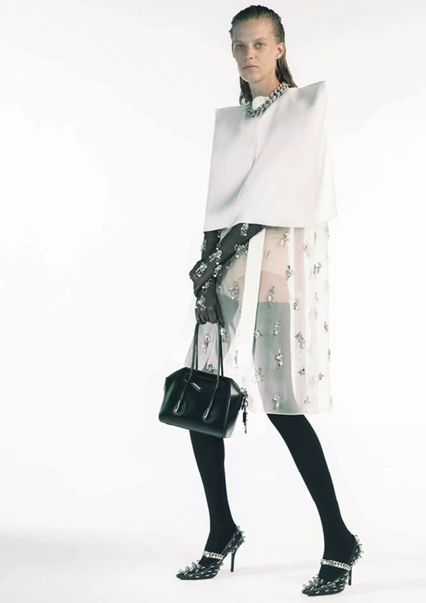 ICYMI! Париждеги мода жумалыгы: RIP Kenzo, The New Givenchy жана башкалар 18326_52