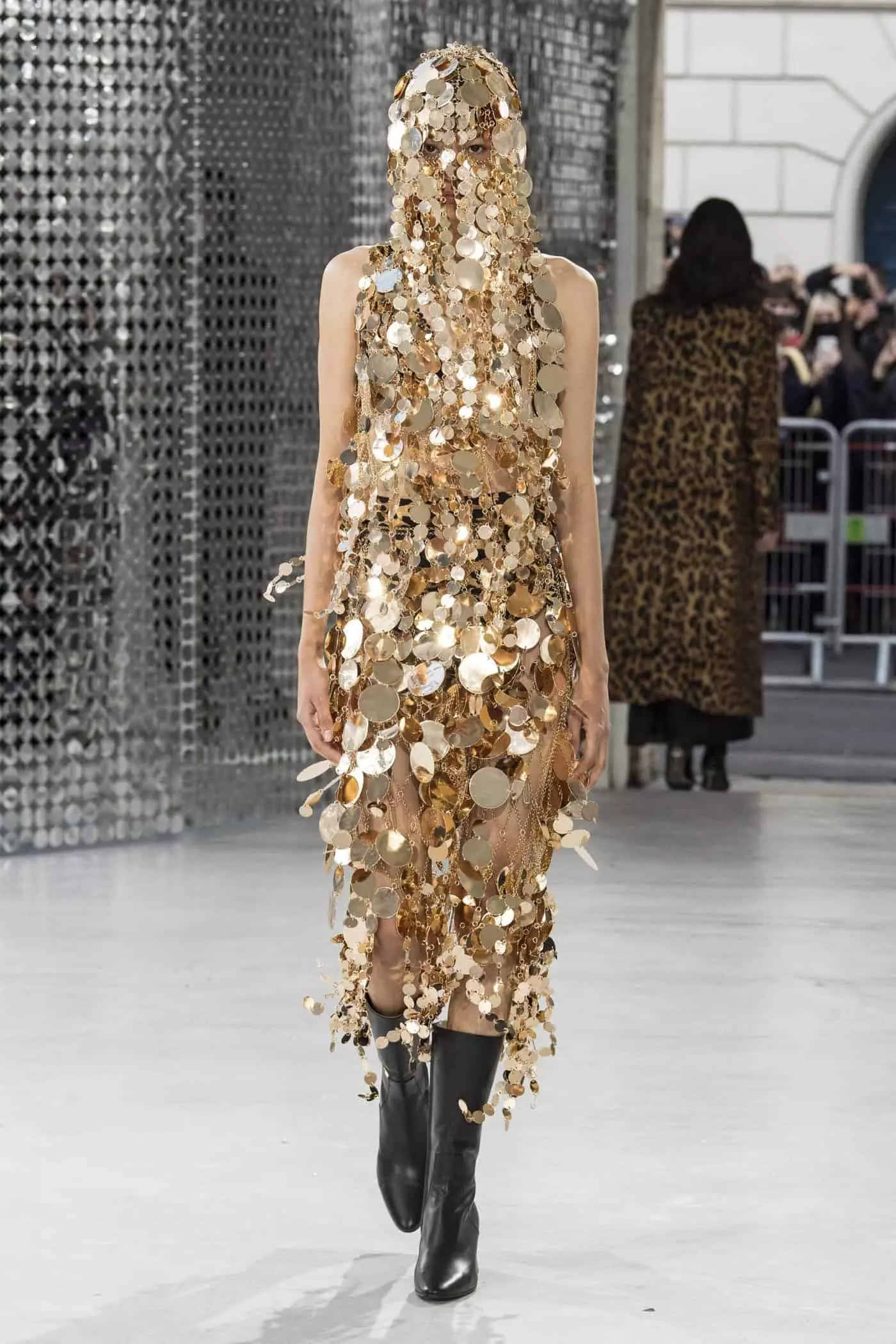 ICYMI! Pari Paris moda hepdeliginiň tutulmagy: RIP Kenzo, The New Givenchy we başgalar 18326_79