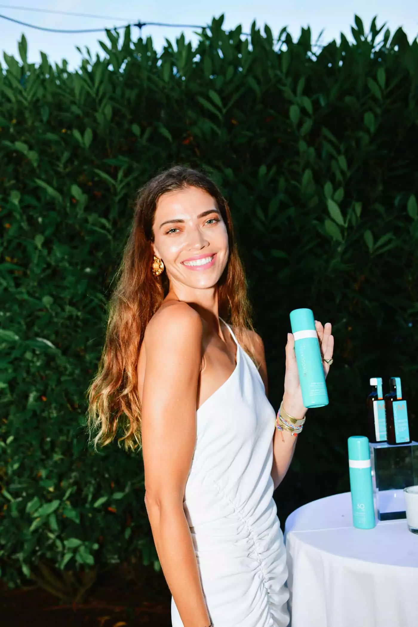 Oge okpomọkụ kwa ụbọchị na-eme ememme Moroccanoil na Hamptons 18385_5