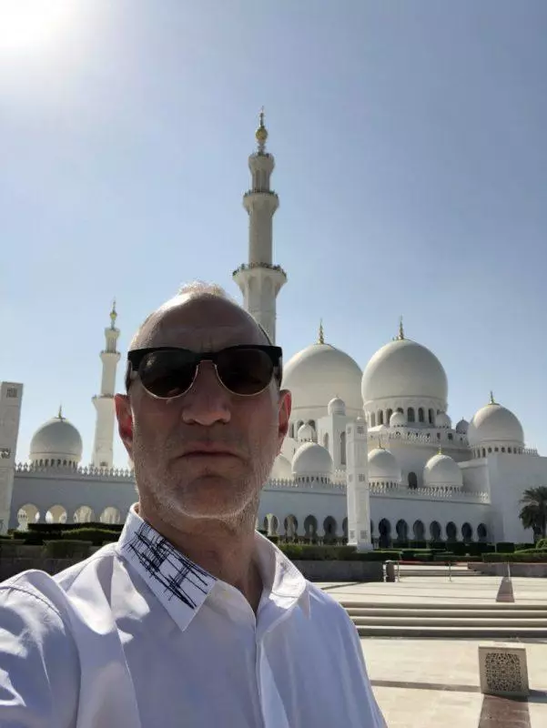 Travel Diary: Gary Wassner urang Abu Dhabi Adventure 18409_2