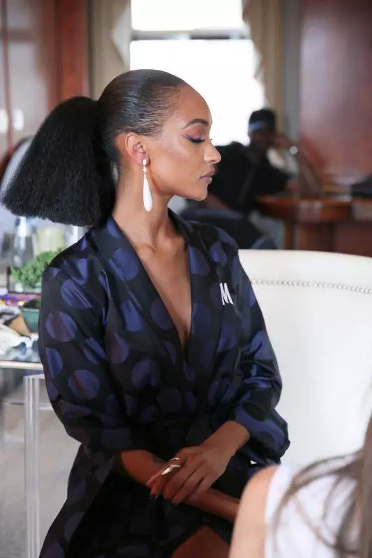 Jourdan Dunn își sparge look-ul H&M Met Gala 18475_2