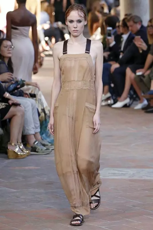 Alberta Ferretti pomlad/poletje 2018 19220_18