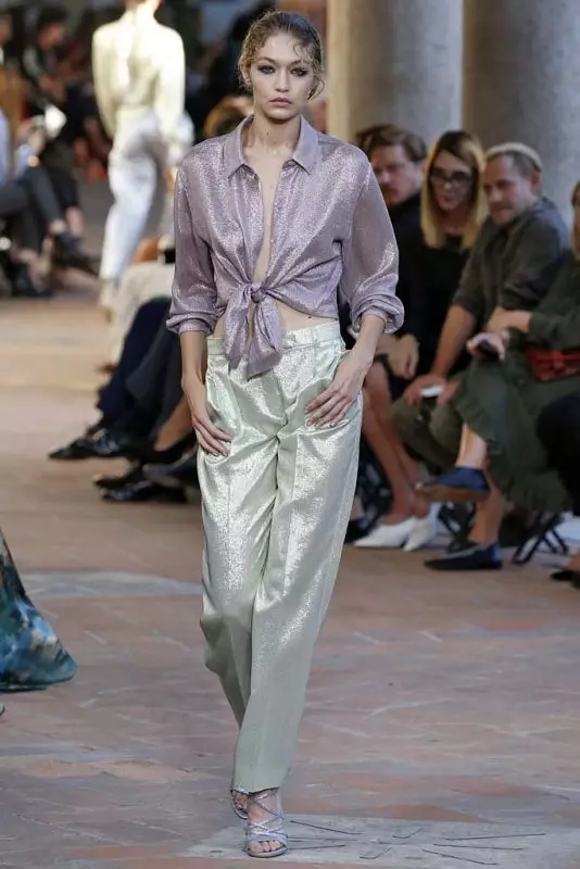 Orisun omi Alberta Ferretti / Ooru 2018 19220_53