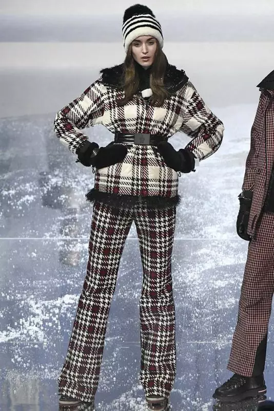 The Dish on Moncler Grenoble’s Fall / Winter 2017 Waltz 19366_25