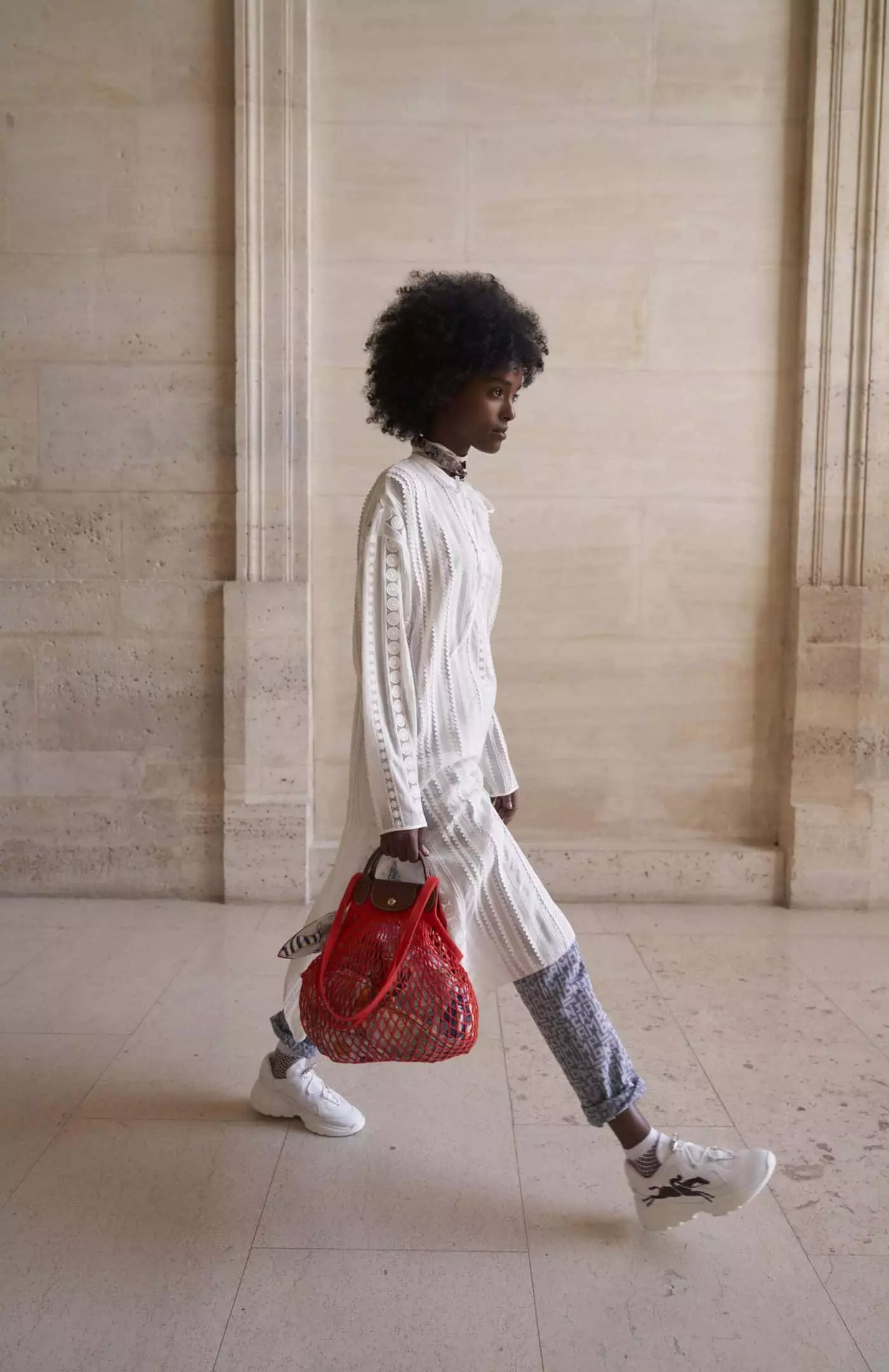 A ode à feminilidade parisiense de Longchamp vem com as novas bolsas da temporada pelas quais estamos obcecados 19383_40