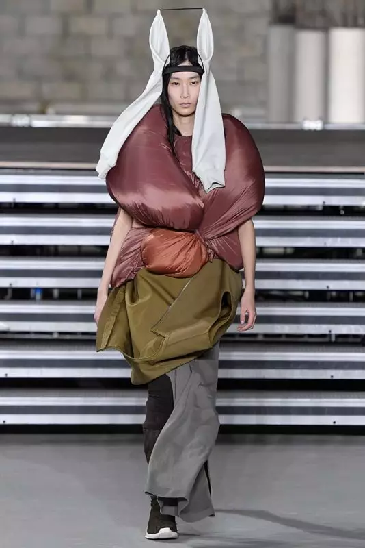 Paris Fashion Week: Hnub 3 thiab 4 20003_5