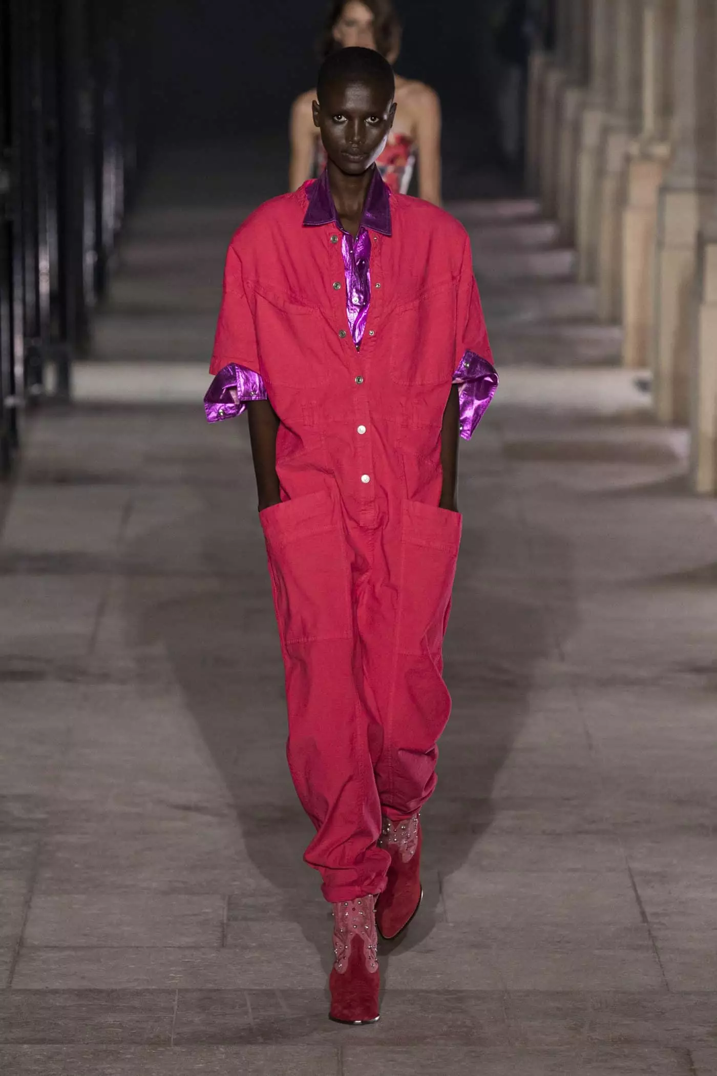 Isabel Marant, Isabelle Huppert a LOEWE's Show-on-the-Wall! Vaše základné PFW rozhovory 20023_14