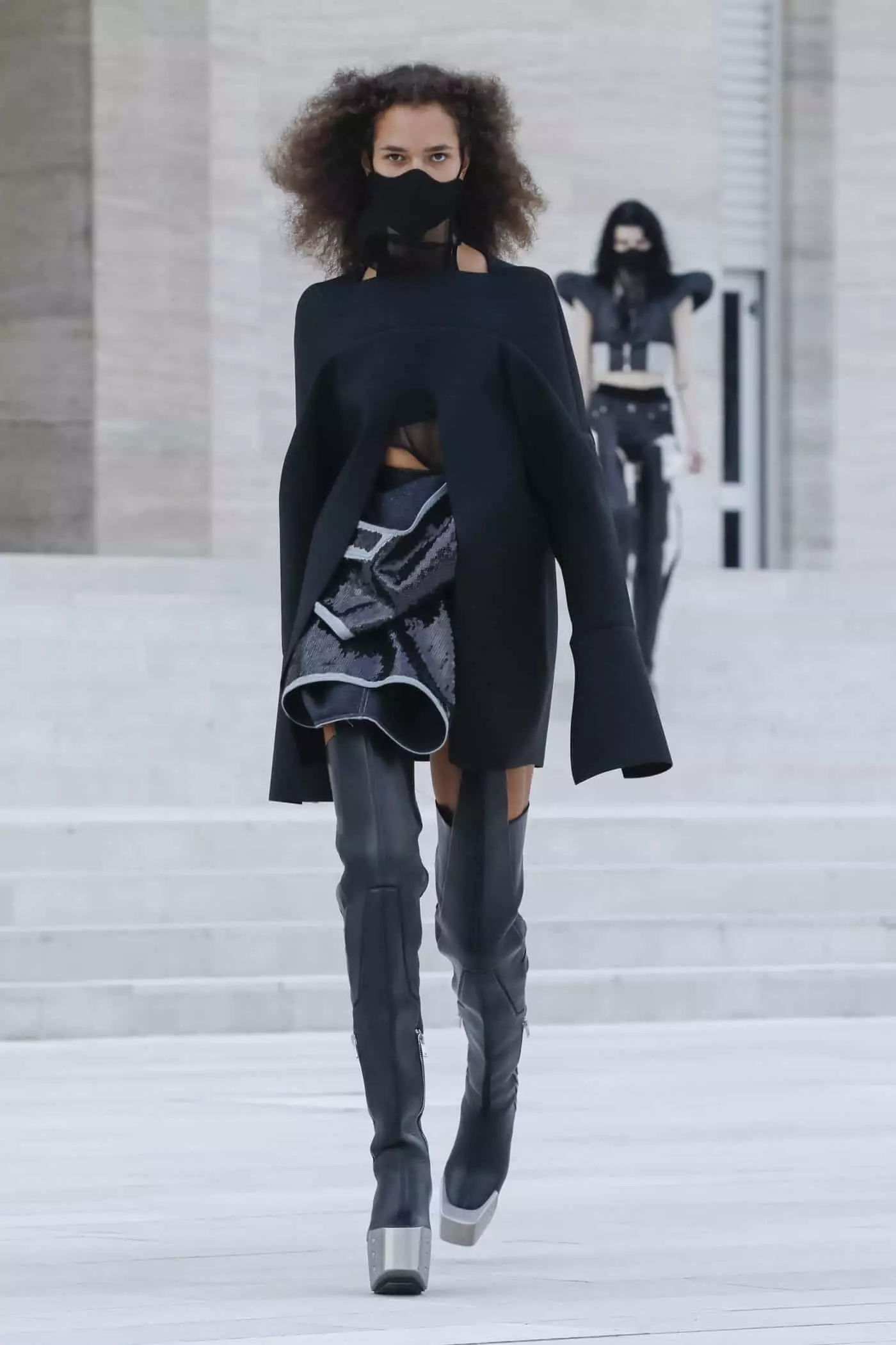 Isabel Marant, Isabelle Huppert, sareng LOEWE's Show-on-the-Wall! Titik Omongan PFW Penting Anjeun 20023_79