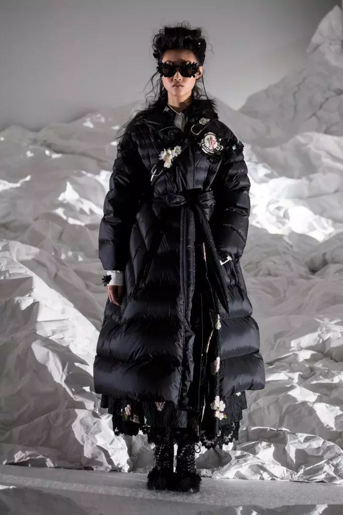 Moncler đã bỏ 8 bộ sưu tập mới vào đêm qua và họ là thiên tài 20147_29