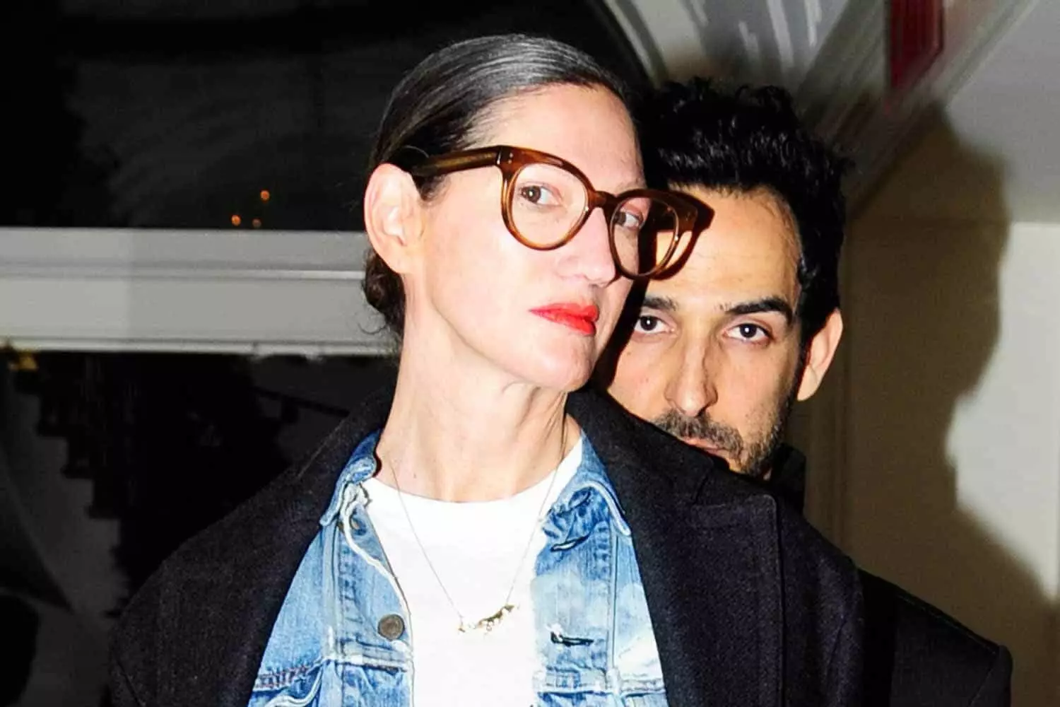 NY Times ayaa wareeysi la yeeshay Jenna Lyons, ka dibna waxay ku dhejisay Twitter