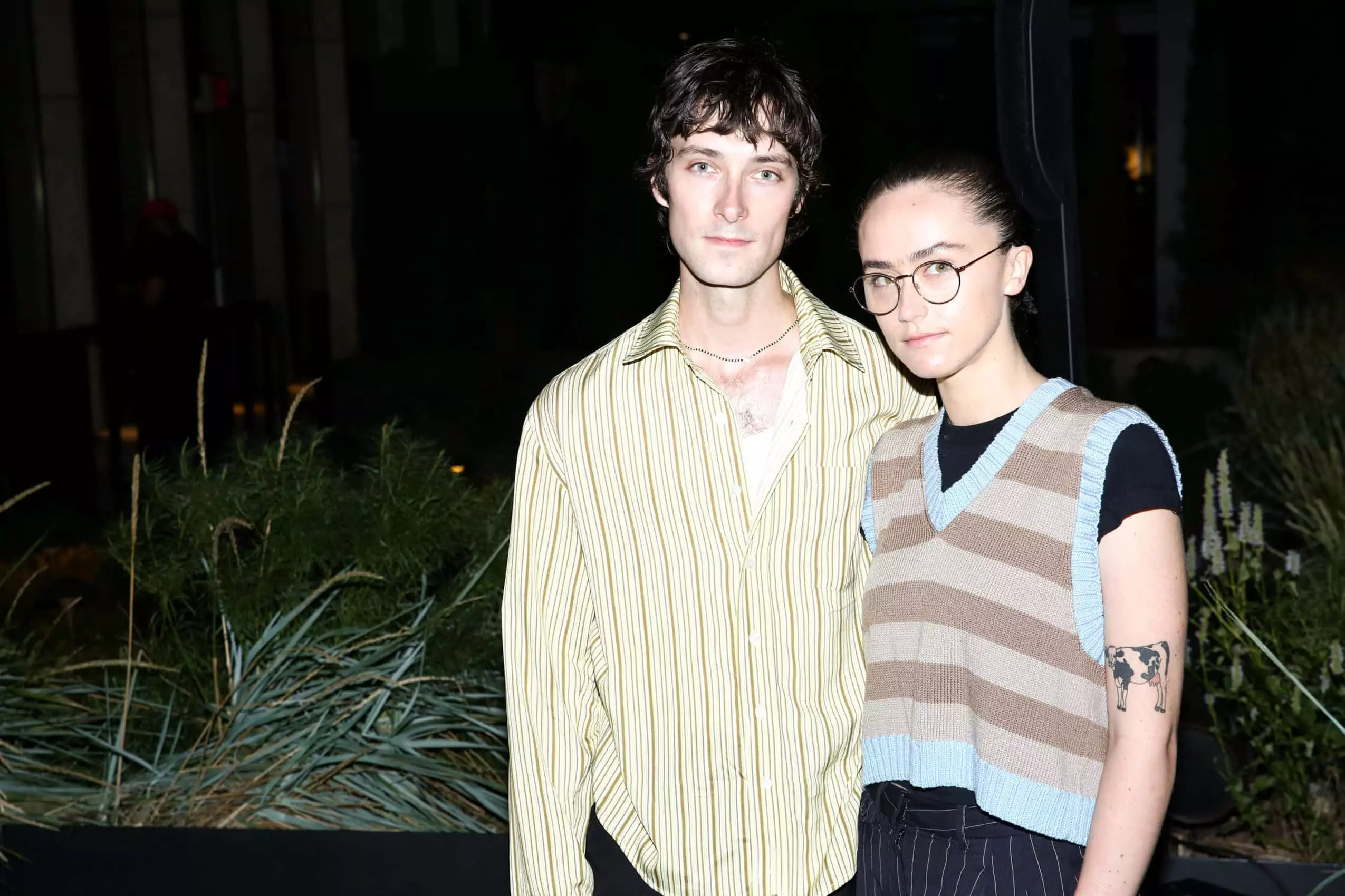 NYFW Events Diary: Out to Dinner with Kendall Jenner & FWRD, Brands Celebrate their Collections Over Cocktails, Tanya Taylor’s Flower Cart, Plus! Οικογενειακή γιορτή του Dior 213_3