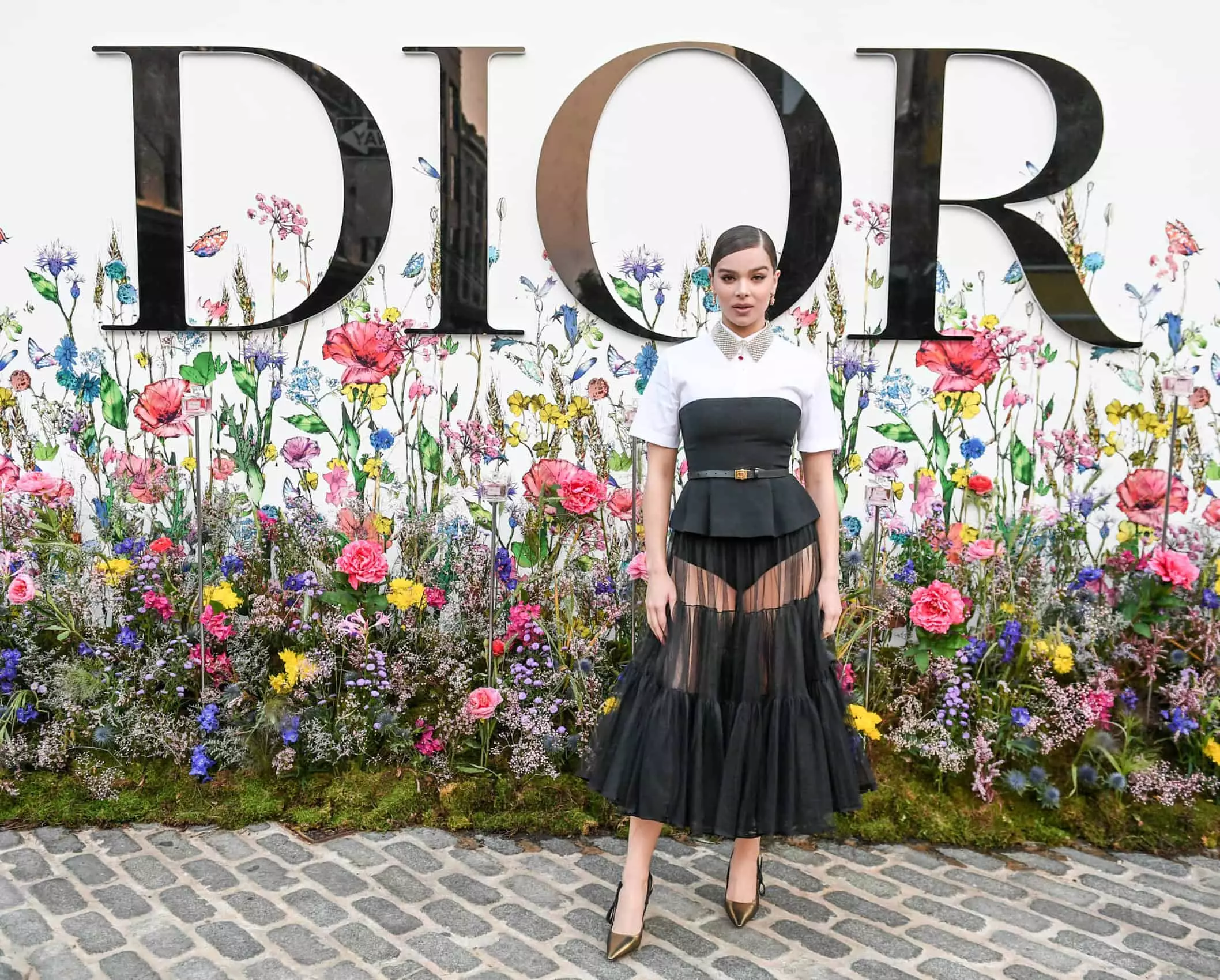 NYFW Events Diary: Out To Dinner With Kendall Jenner & FWRD, Brands Celebrate their Collections Over Cocktails, Tanya Taylor's Flower Cart, Plus! Usa ka Dior Family Feast 213_69