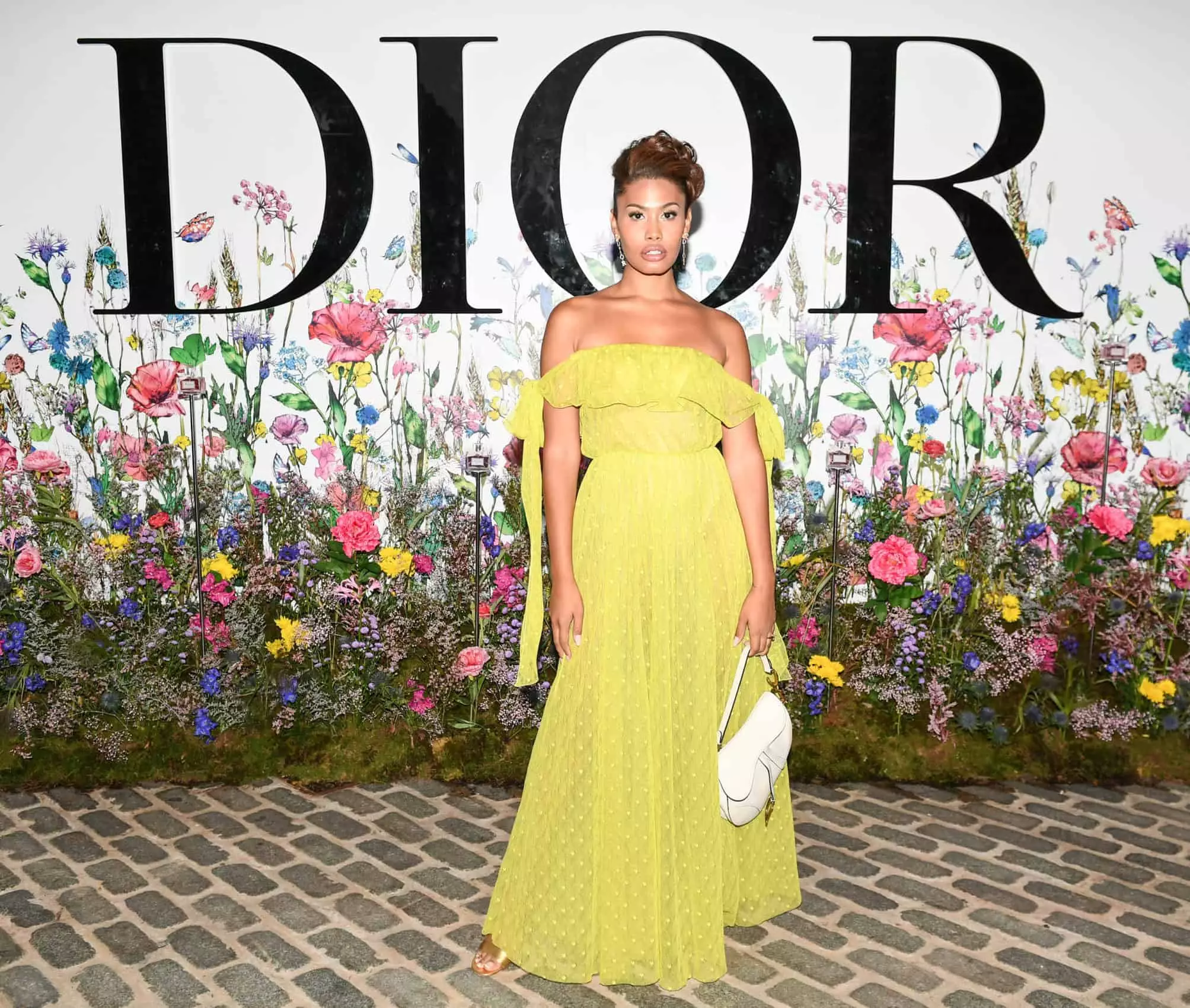 NYFW Events Diary: Out to Dinner with Kendall Jenner & FWRD, Brands Celebrate their Collections Over Cocktails, Tanya Taylor’s Flower Cart, Plus! Οικογενειακή γιορτή του Dior 213_70