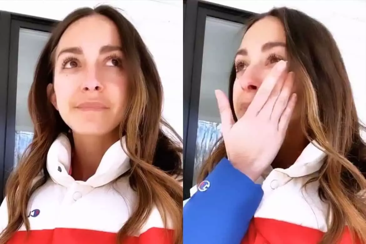 Arielle Charnas Njaluk Ngapura amarga Kelakuane Sawise Diungkapake COVID-19