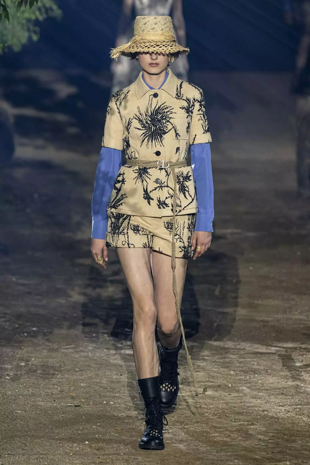 Dior Goes In the Woods kanggo Spring 2020 21468_23