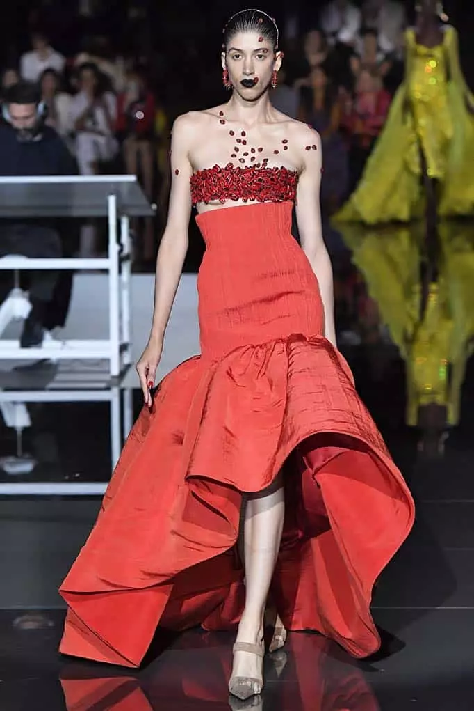 Fall 2019 Couture Vhiki Inotanga, Kenzo Anodoma Mutevedzeri Mutsva Wekugadzira 21470_5