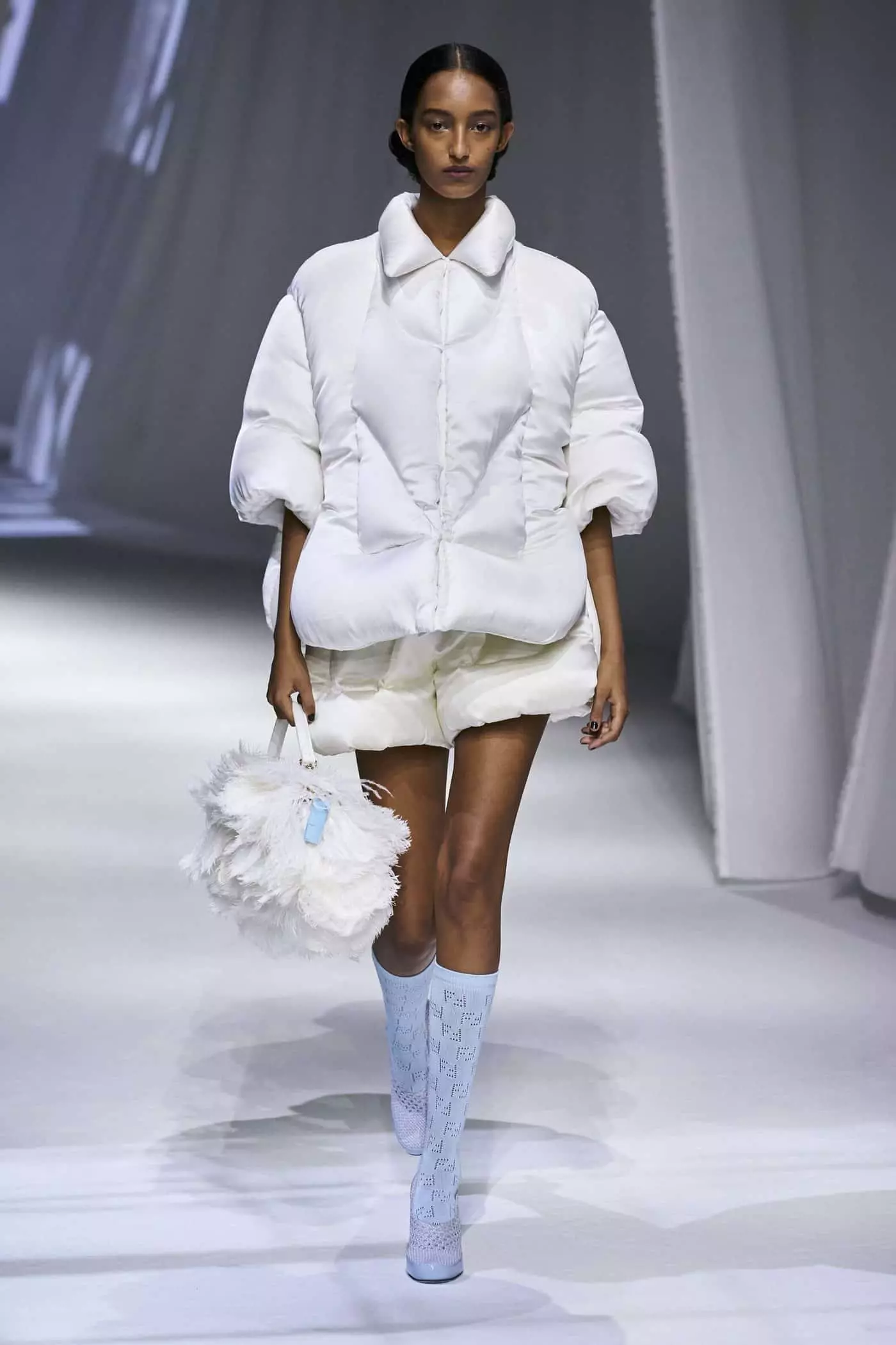 Ang Koleksyon ng Swan Song ni Silvia Venturini Fendi para kay Fendi ay Isang Pagpupugay sa Pamilya 21920_65