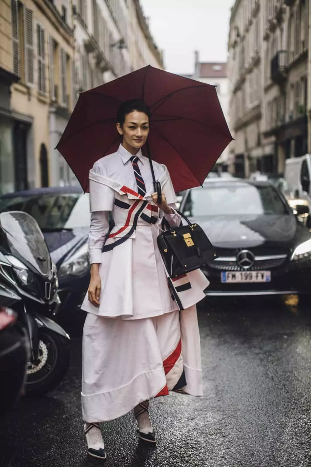 Cele mai bune look-uri Street Style din zilele 5 și 6 ale Săptămânii Modei de la Paris 22096_216
