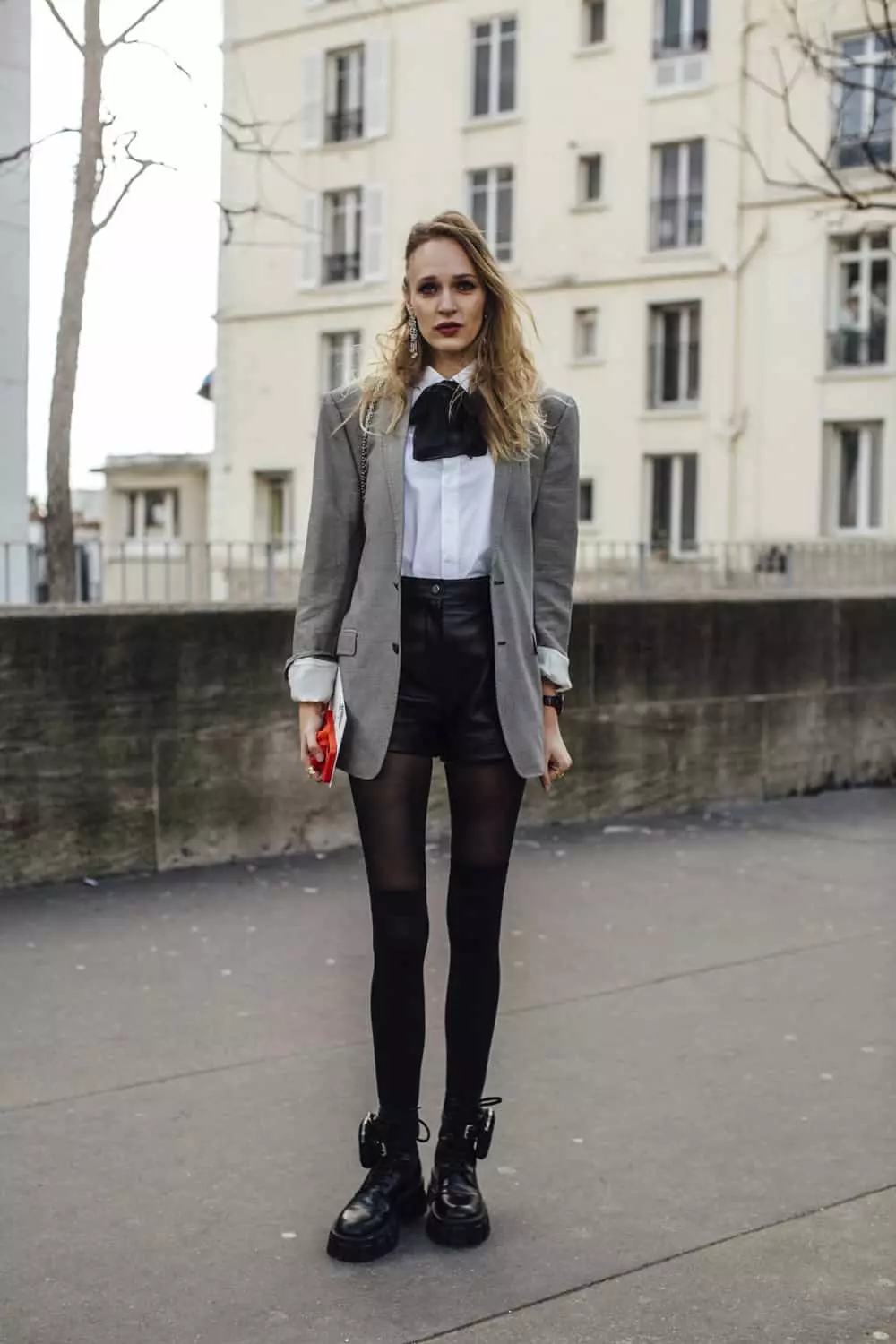 Լավագույն Street Style տեսքը Փարիզի Նորաձևության շաբաթվա 5-րդ և 6-րդ օրերից 22096_71