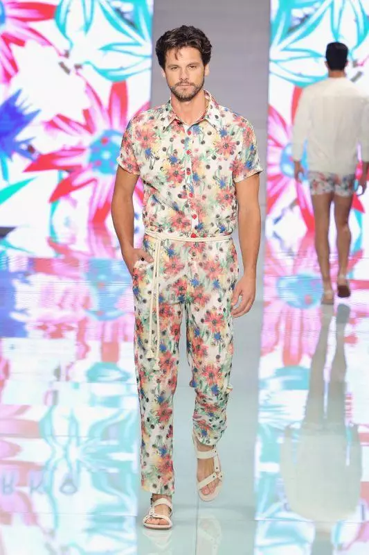 Moetsje Peruaanske ûntwerper Yirko Sivirich: de Rising Star fan Miami Fashion Week 22862_16