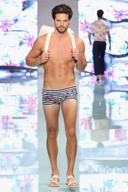 Moetsje Peruaanske ûntwerper Yirko Sivirich: de Rising Star fan Miami Fashion Week 22862_49