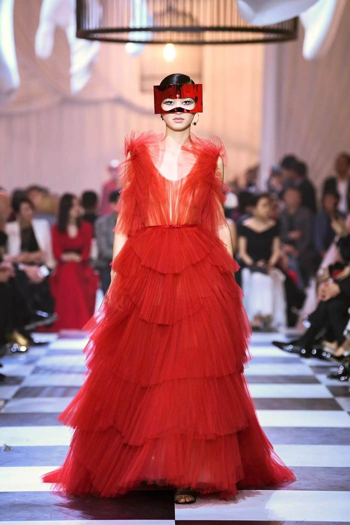 Dior frumsýndi bleika og rauða Couture hylkjasafn í Shanghai 23015_7