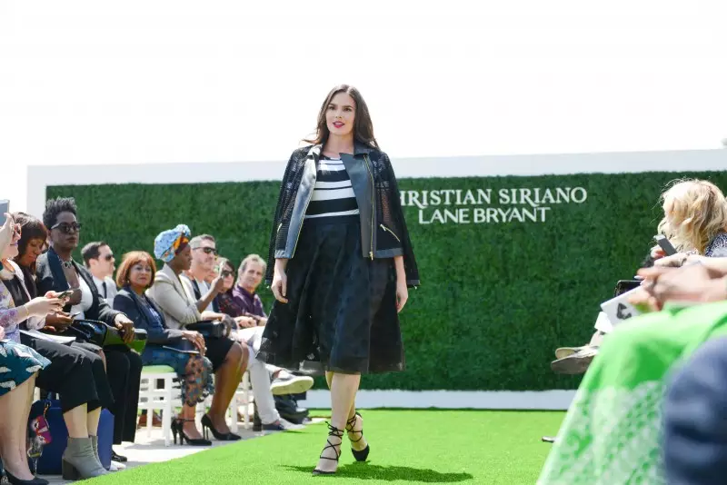 Christian Siriano és Lane Bryant debütál az ENSZ kifutóján 23225_13