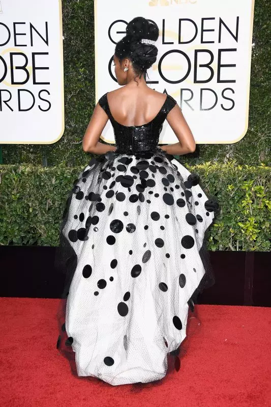 7 Amathrendi Obuhle Ashanele I-Golden Globes Red Carpet 24113_19