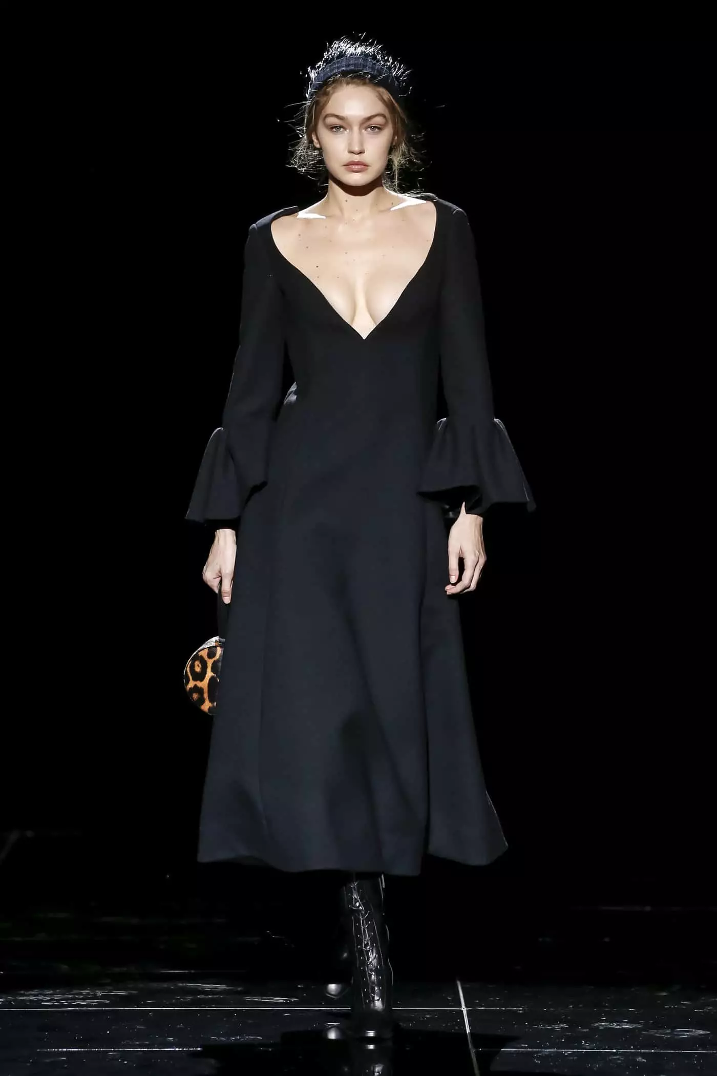 Christy Turlington Schalt NYFW, Prada fänkt Diversitéit Conseil 24119_7