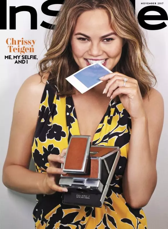 Số tháng 11 của Chrissy Teigen Fronts InStyle 24281_3