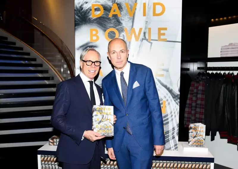 Tommy Hilfiger pret Bash për librin e ri të Dylan Jones mbi David Bowie 24321_5