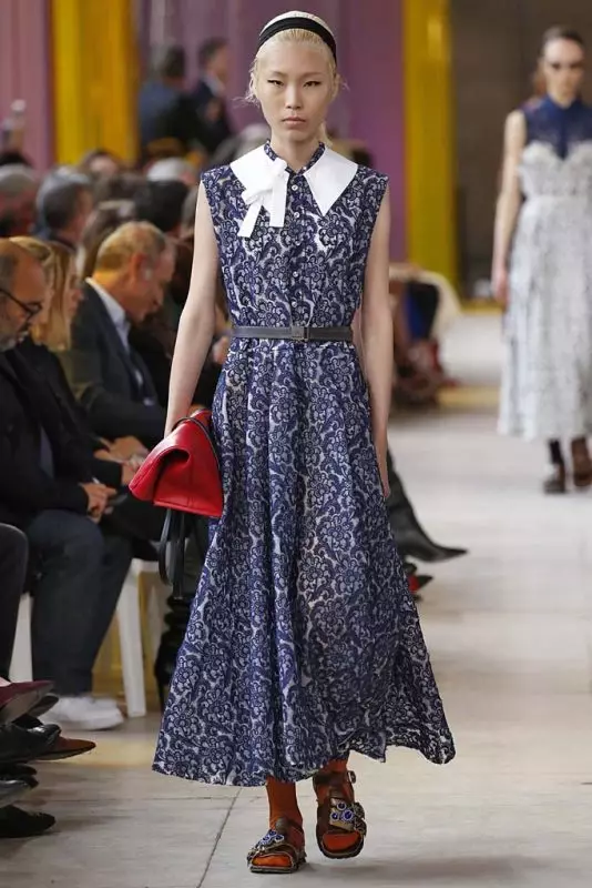 बिदाइ पेरिस! Miu Miu, Moncler Gamme Rouge, and Louis Vuitton Close Out Fashion Month 24323_139