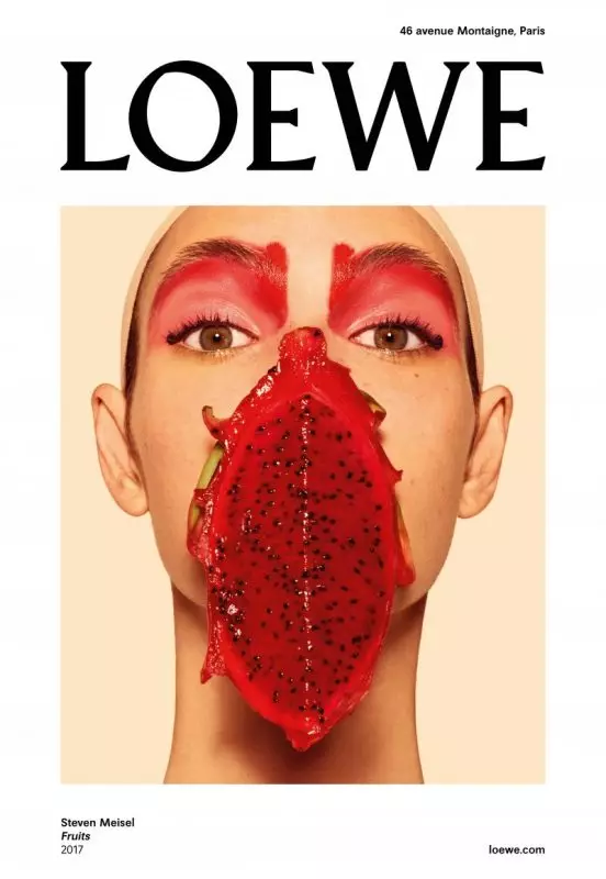 Vittoria Ceretti 在 Loewe 的 18 春夏广告大片中为水果造型 24367_3