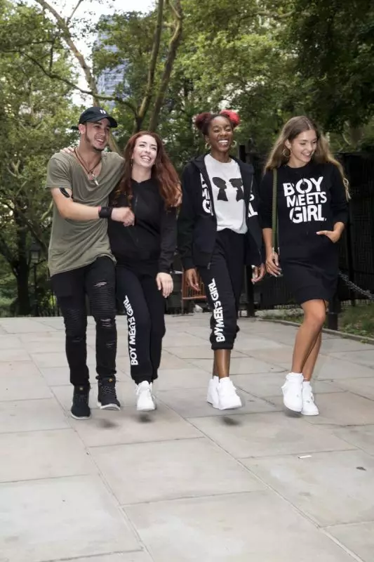 Boy Meets Girl стартира в Macy’s с кампания, чийто обектив е Софи Елгорт 24540_3